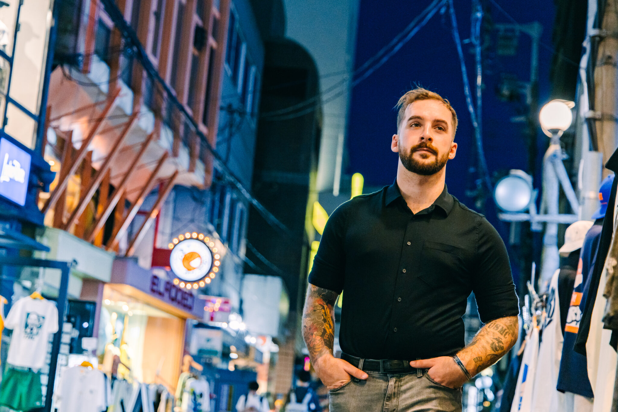 Night photo shooting in Namba Osaka!! | Photoguider-Japan